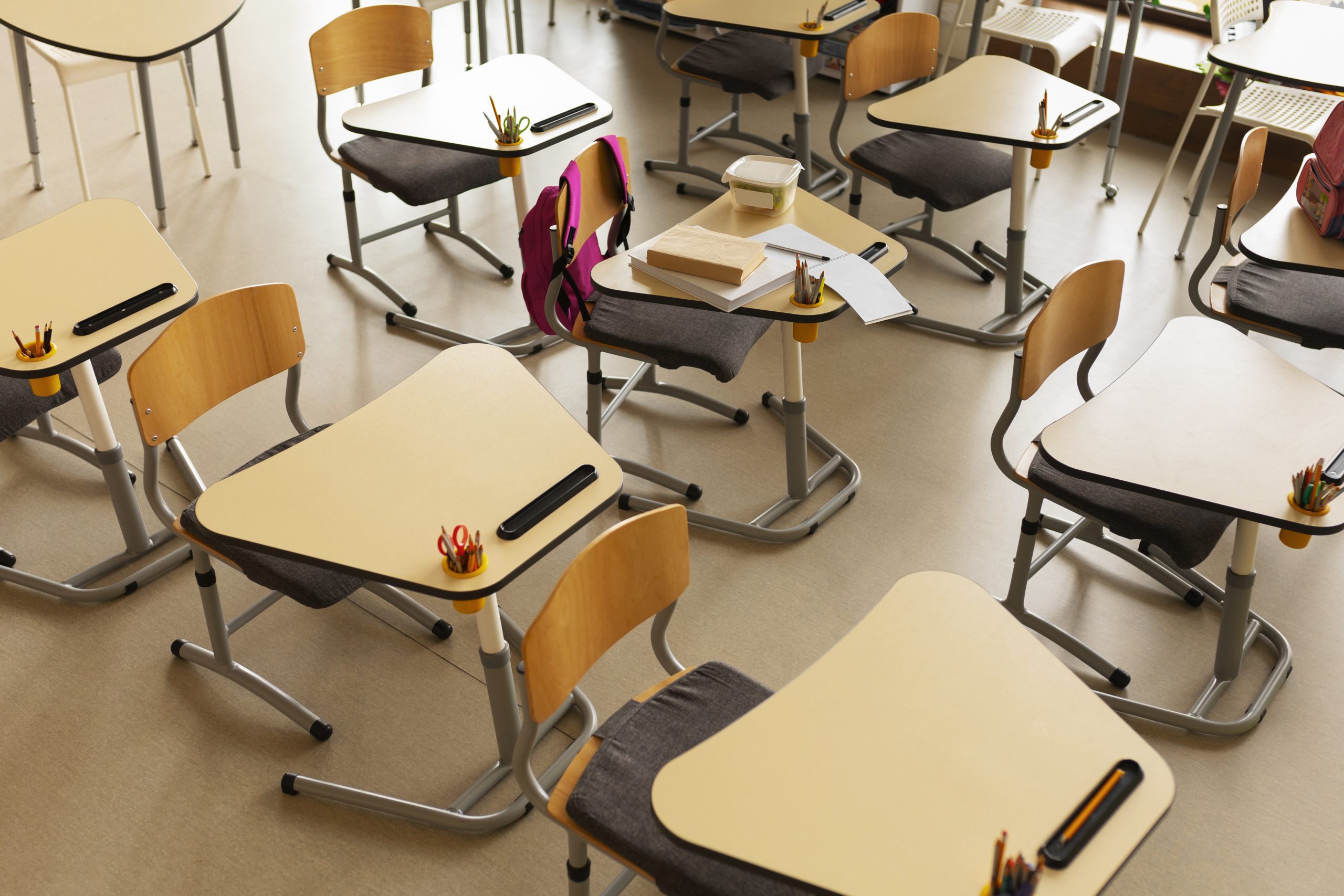 Flooring and furniture for schools - Urban Connect